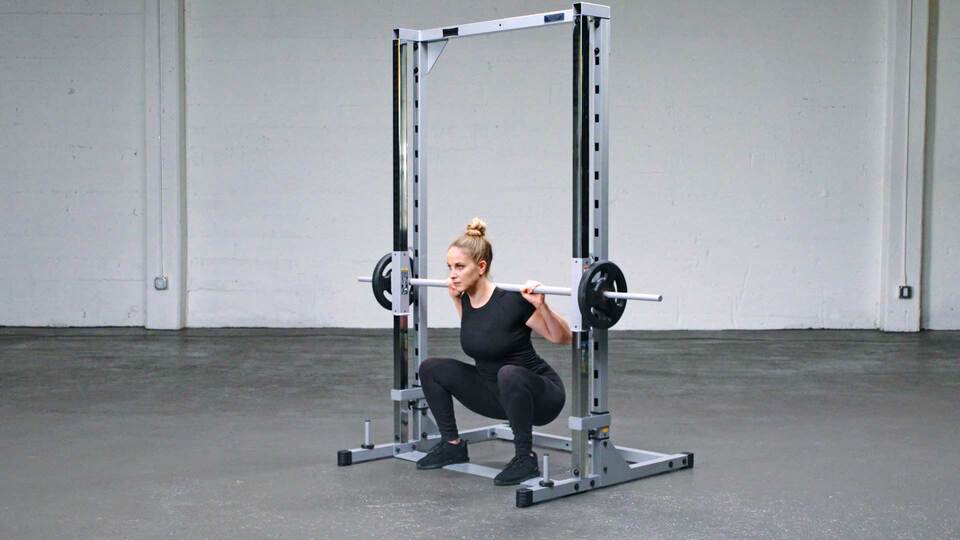Smith Machine Squat Form Muscles Worked Target Weight Variations Smith Machine Squat Form Muscles Worked Target Weight Variations